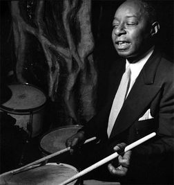 Johnny Dodds :: maniadb.com