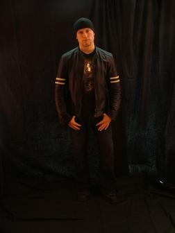 Andy James :: maniadb.com