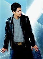 RICHARD LUGO :: maniadb.com