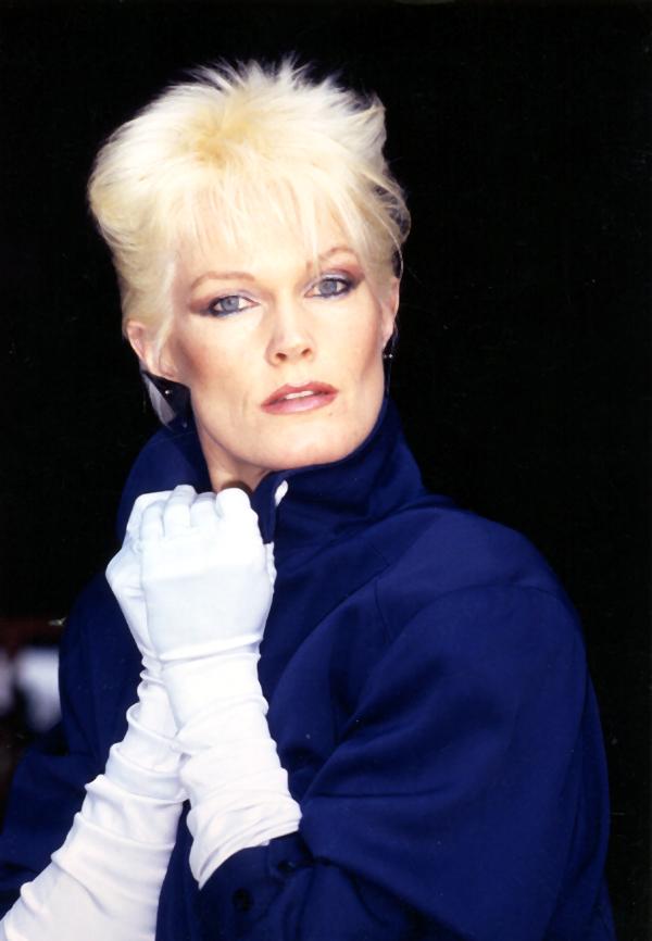 Lesley Jayne :: maniadb.com