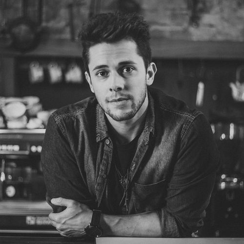 Lucas Berton :: maniadb.com