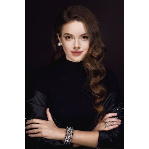 Cindy Young :: maniadb.com