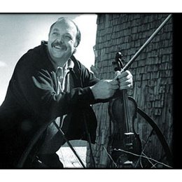 Jerry Holland :: maniadb.com